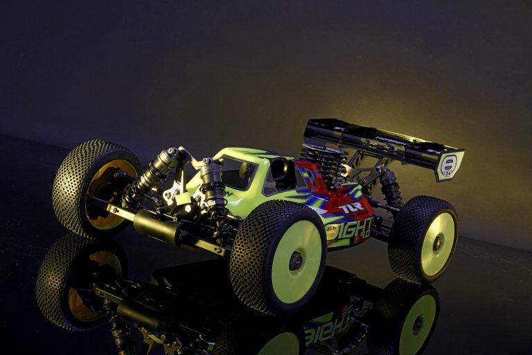 Team Losi Racing 8IGHT 4.0 Nitro Buggy Kit